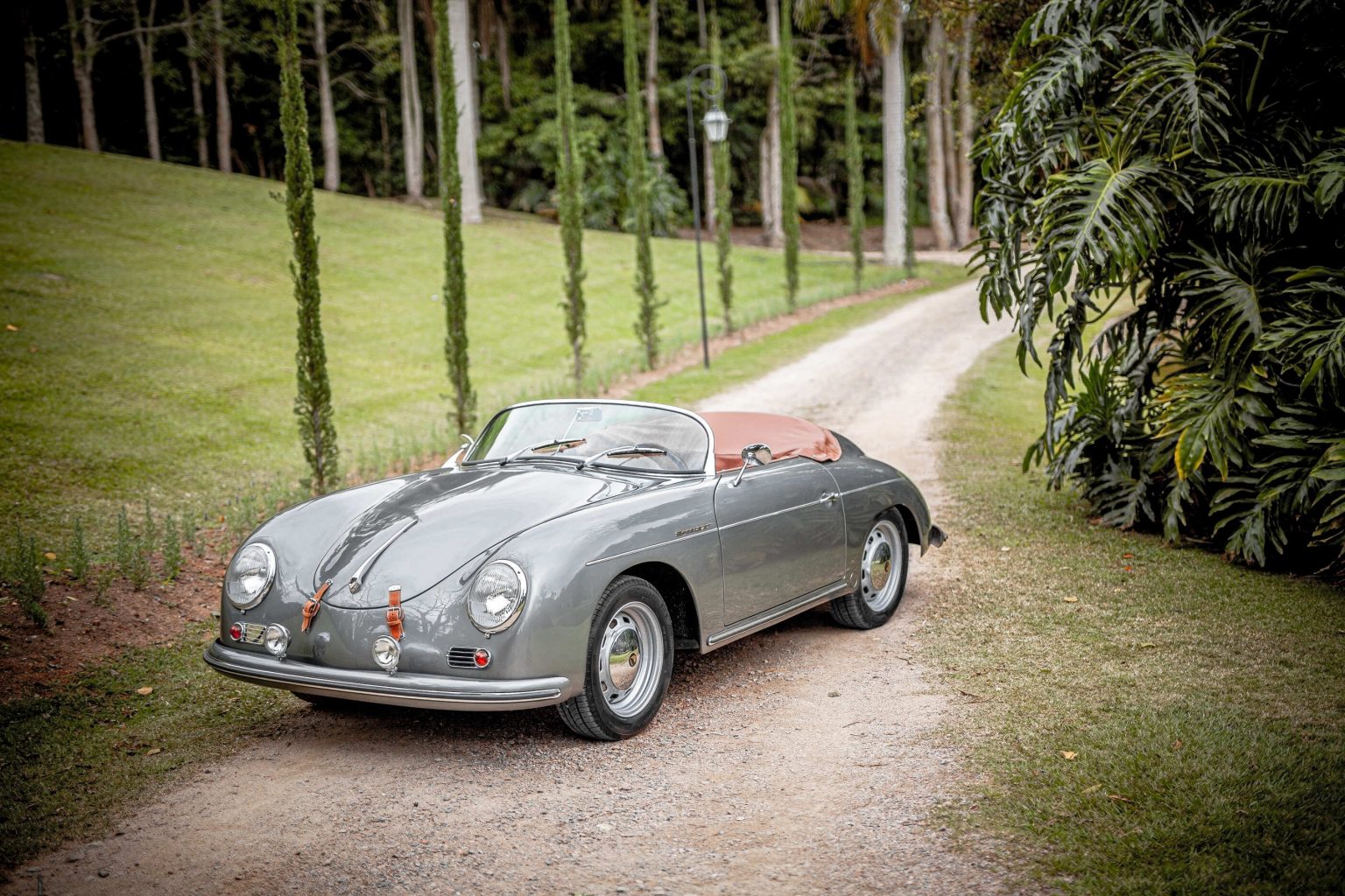 CHAMONIX SPEEDSTER 356 A – Athos Cars